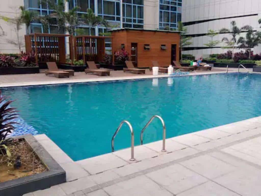 Three Central by Megaworld - Salcedo Village, Makati | Lionunion