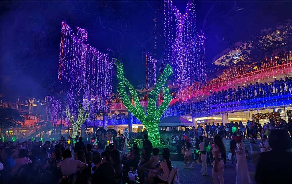 Cebu Park District By Ayala Land - Cebu City, Cebu | Lionunion