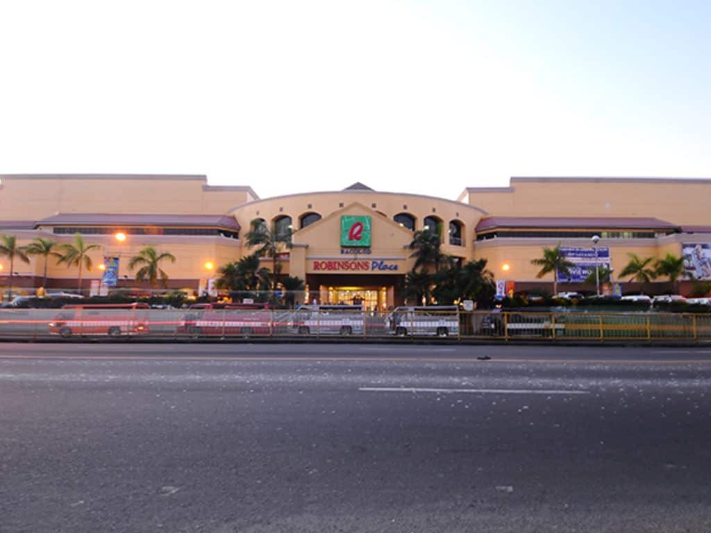 Robinsons Place Bacolod - Negros Occidental | Lionunion