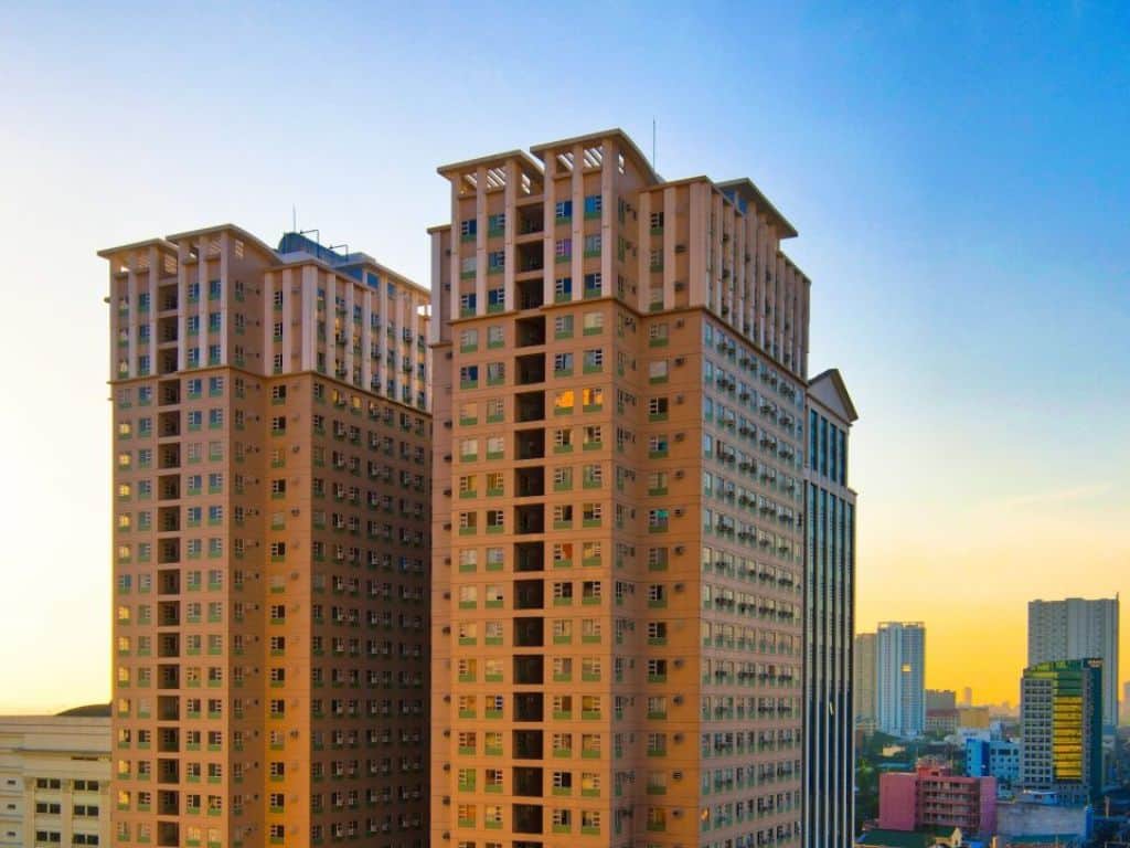 One Archers Place by Taft Properties - Malate, Manila | Lionunion