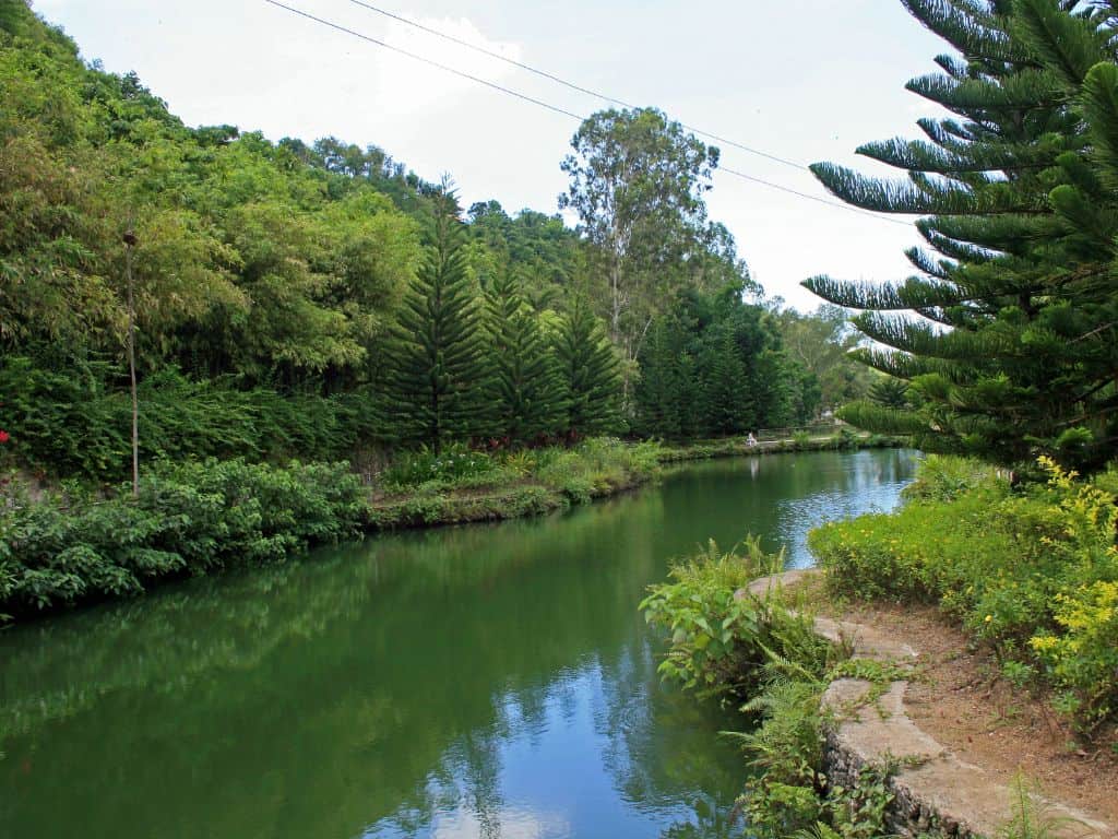 Maria Luisa Estate Park, Cebu , Php 200 MILLION MARIA LUISA 4-LEVEL ...