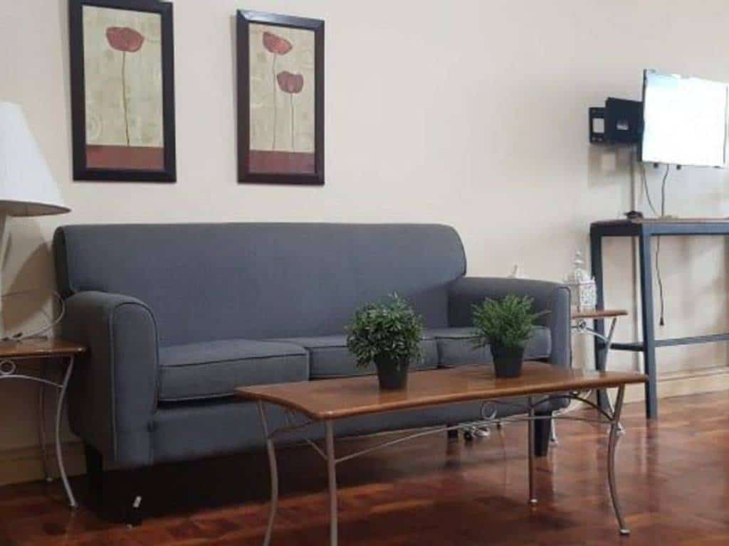 BSA Suites by St. Francis Square Group of Companies - Legaspi Village ...