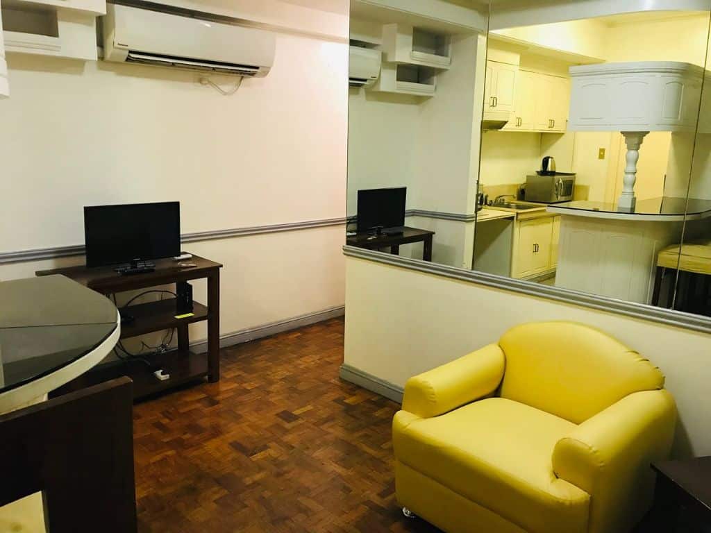 Perla Mansion by St. Francis Square Group Of Companies - Legaspi ...