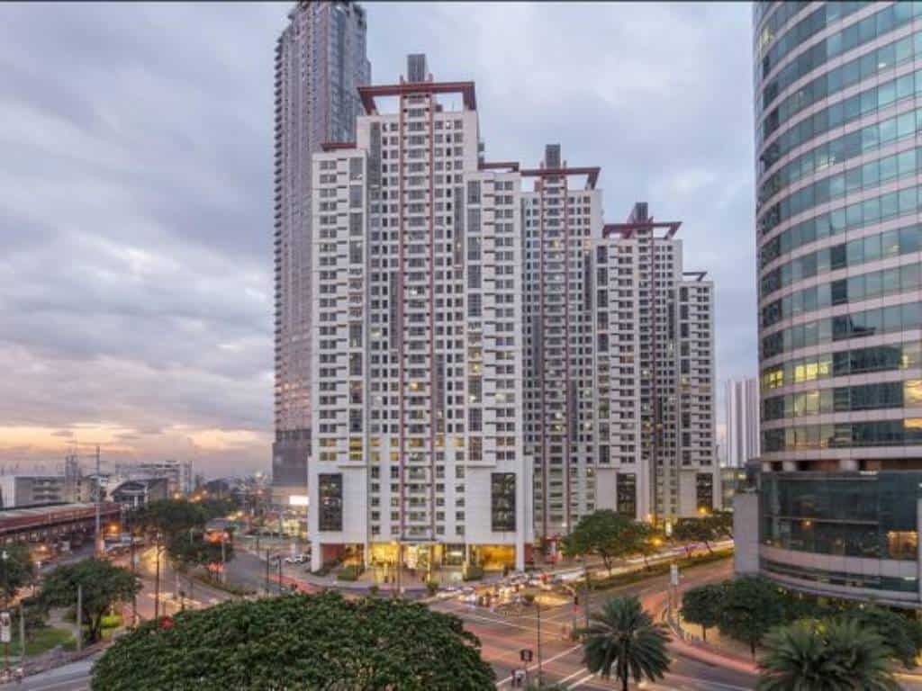 The Columns Ayala Avenue 1 Bedroom for sale - Bel-Air, Makati | Lionunion