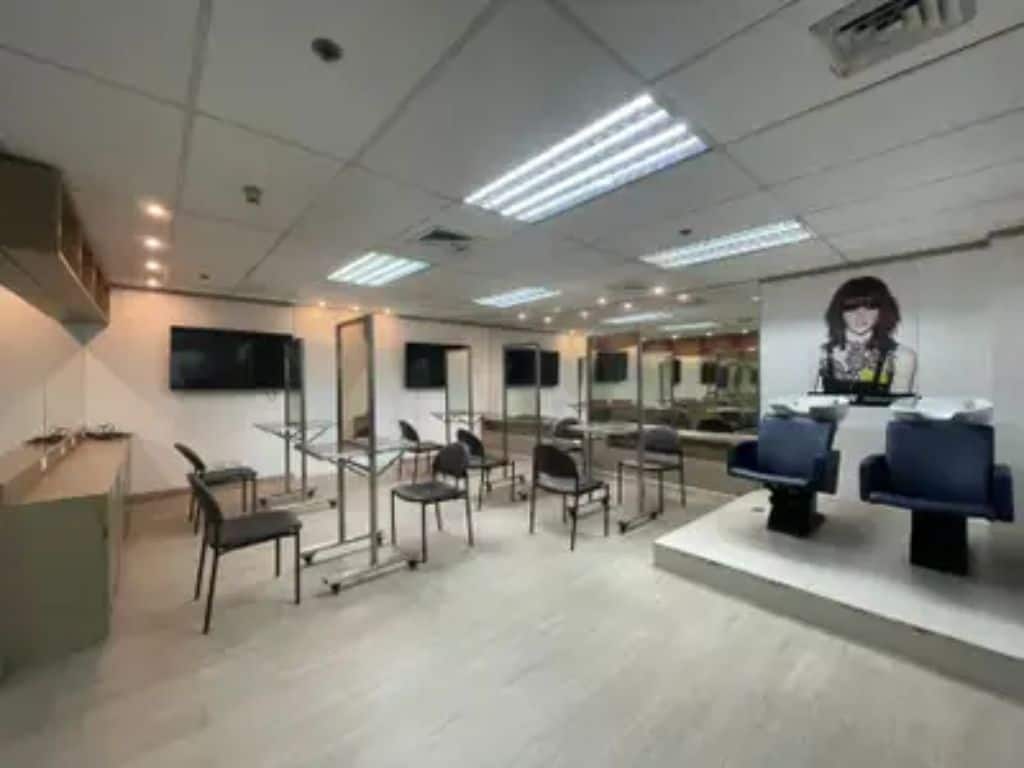 Tektite Towers by Philippine Realty and Holdings, Inc. - Ortigas, Pasig ...