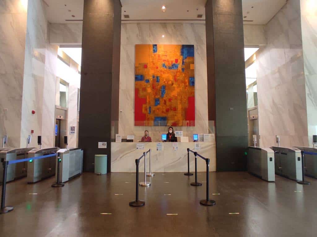W Fifth Avenue by W Land Holdings Inc. - Bonifacio Global City, Taguig ...