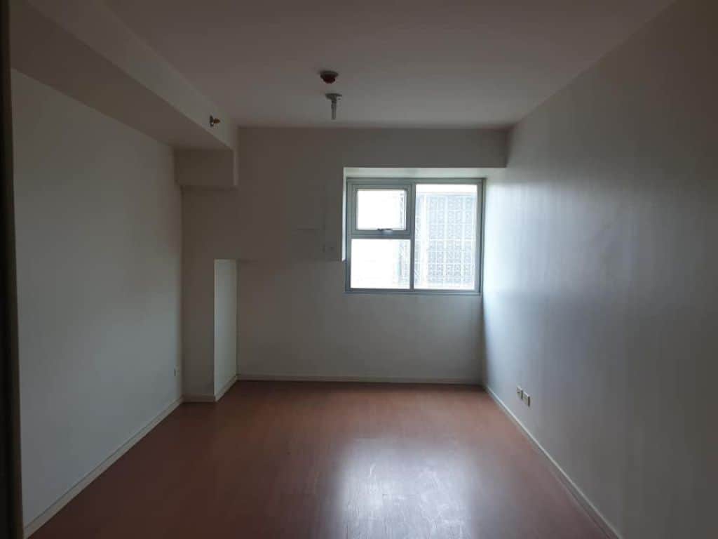 Gateway Garden Ridge by Robinsons Land - Pioneer Center, Mandaluyong ...