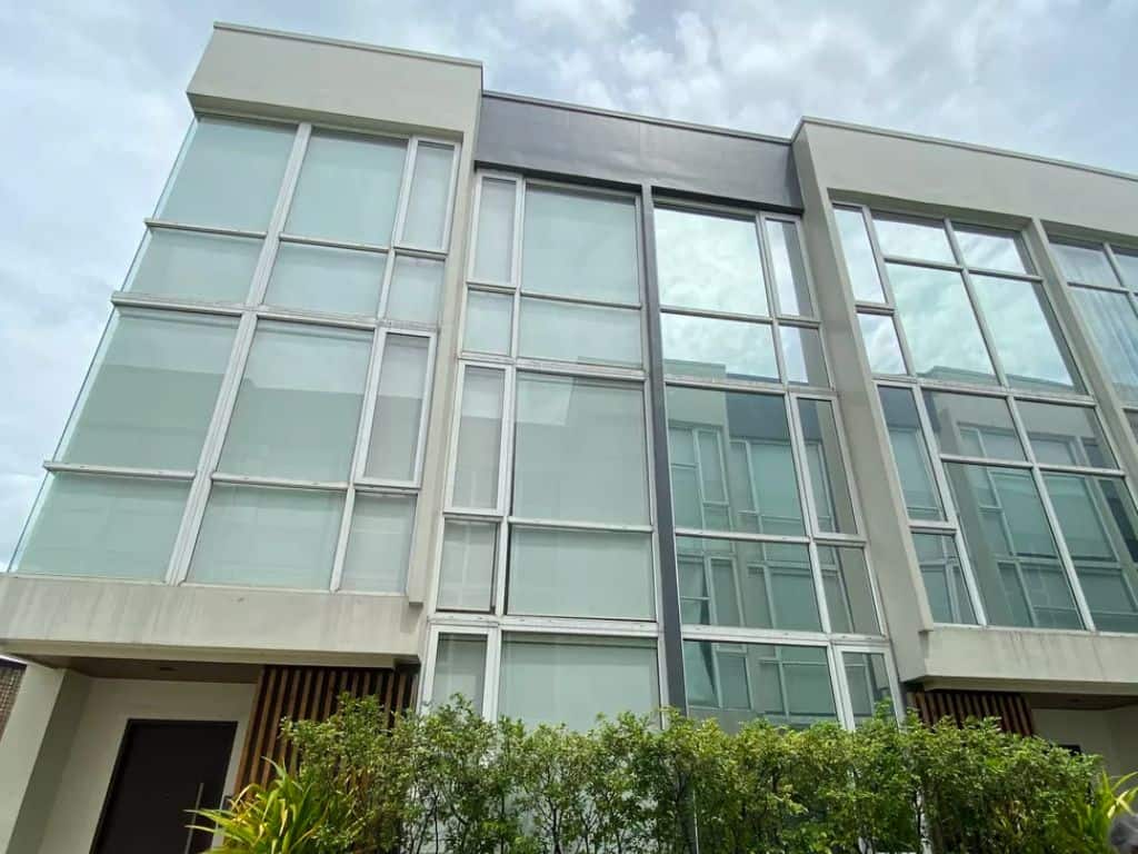 Noma Living Residences - Haig, Mandaluyong | Lionunion