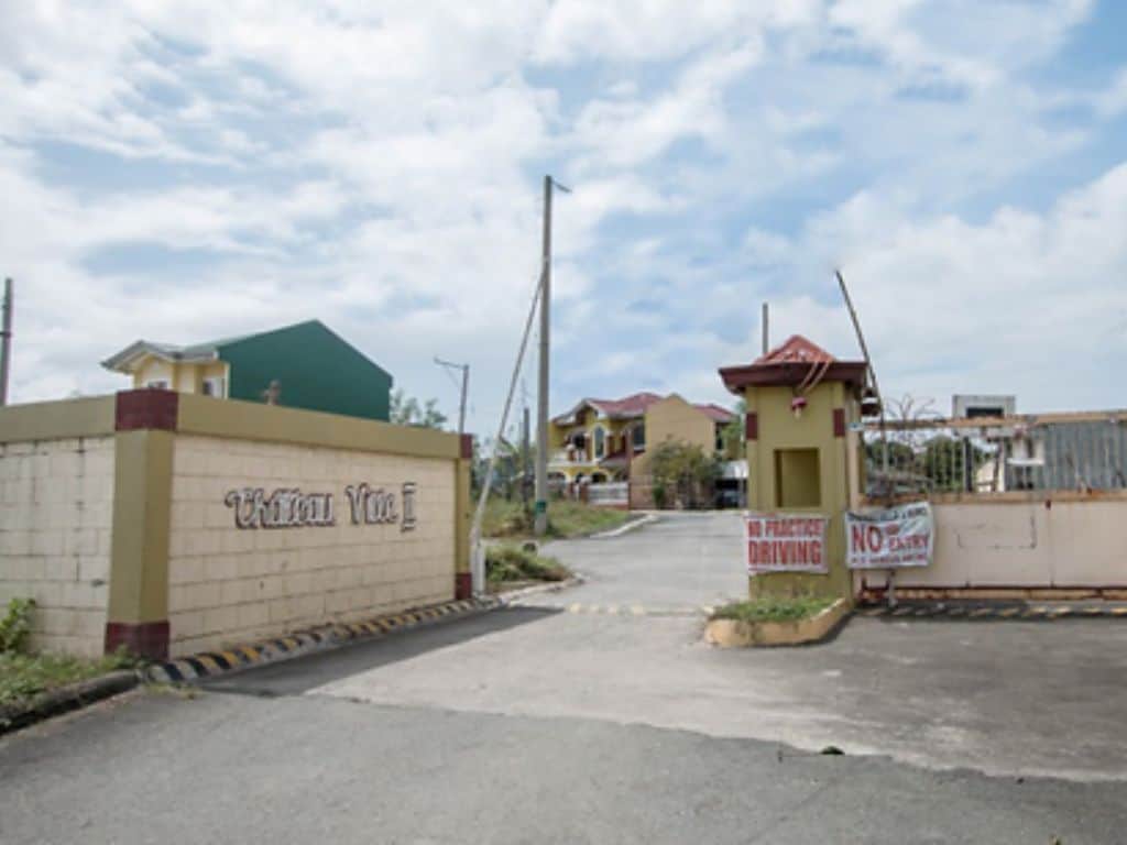 Chateau Ville 2 by Rafeli Realty and Development - Julugan, Tanza ...