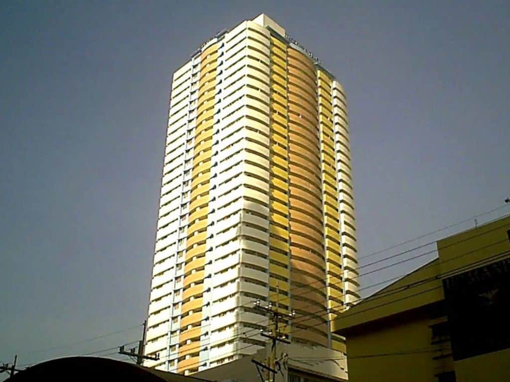 Manila Executive Regency by Cityland - Ermita, Manila | Lionunion