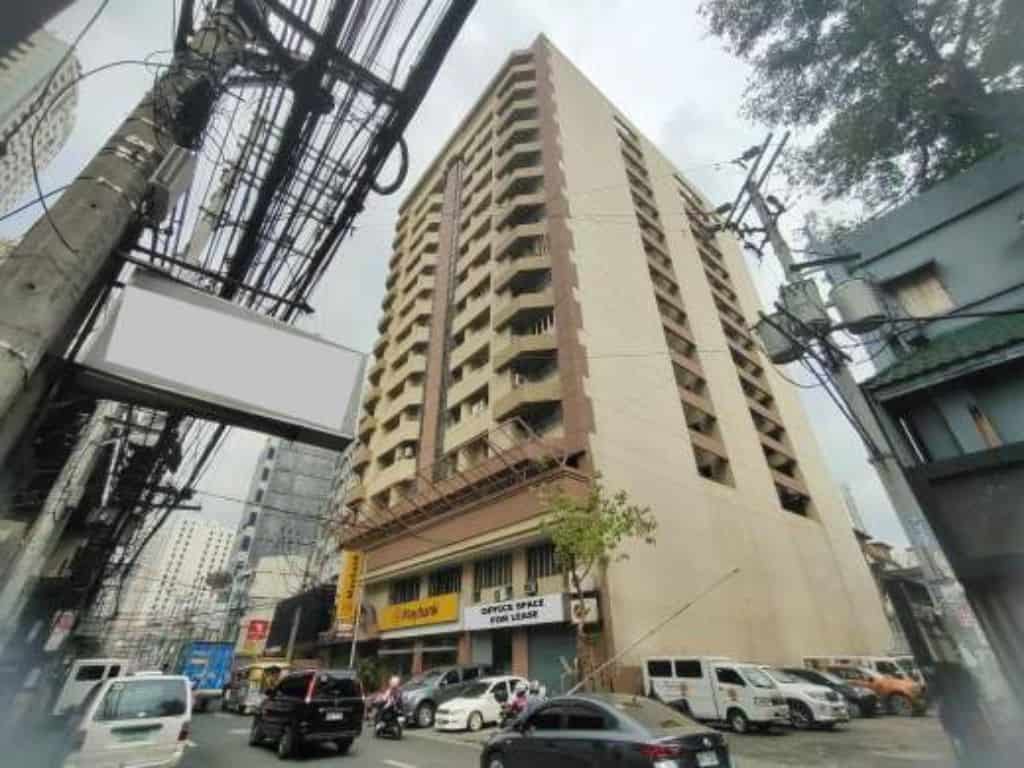 Metropolitan Tower - Malate, Manila | Lionunion