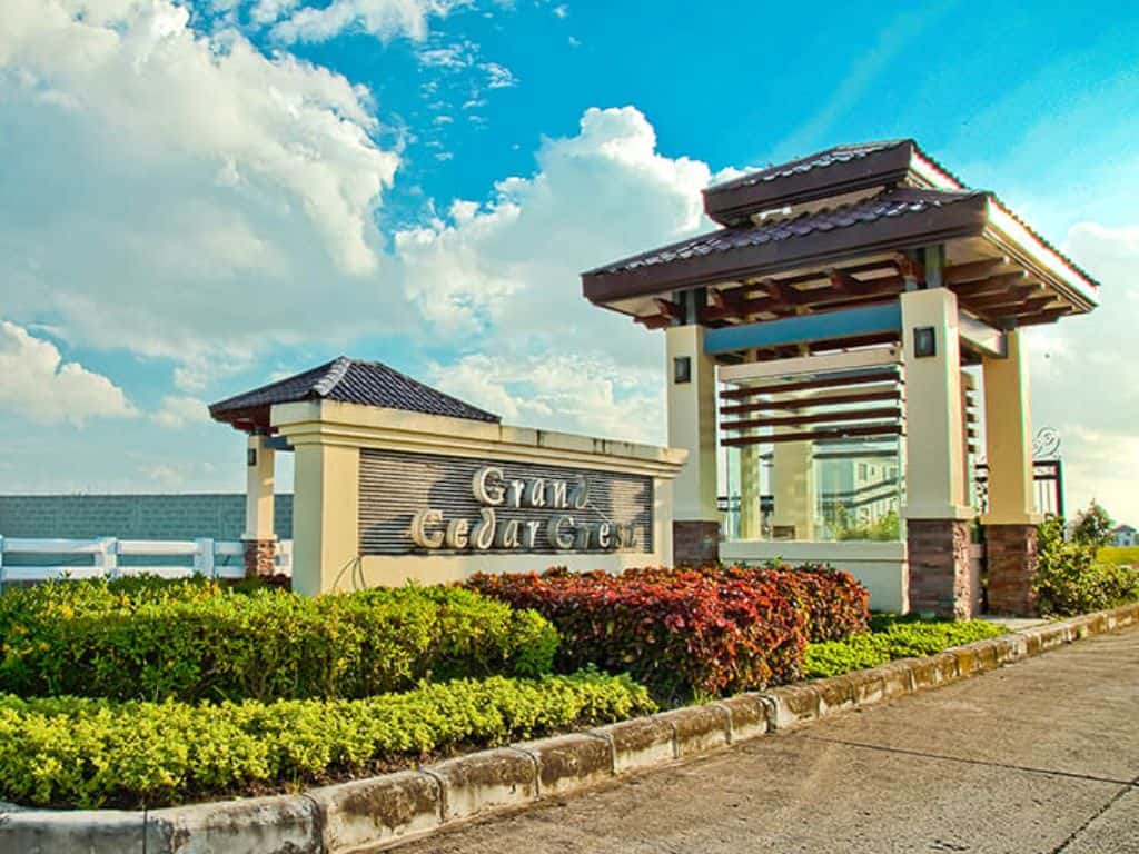 Grand Cedarcrest by Antel Land Holdings - Bacao II, General Trias ...