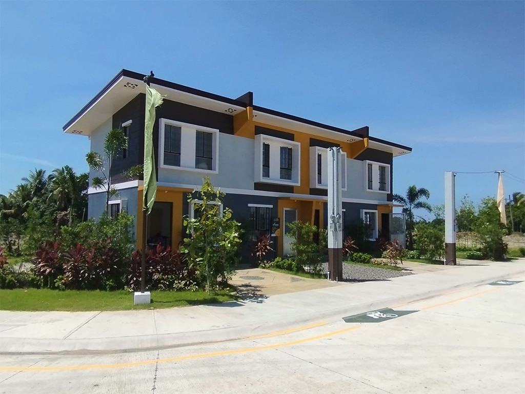 Liora Homes Naic by Citihomes Builder & Development Inc - Malainen Bago ... Liora Homes Naic by Citihomes Builder & Development Inc - Malainen Bago ...